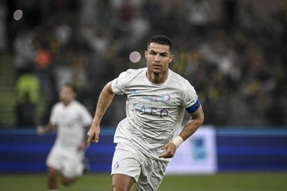 RONALDO'NUN YENİ OYUNCAĞI - İşte Cristiano Ronaldo'nun 87 milyon ...
